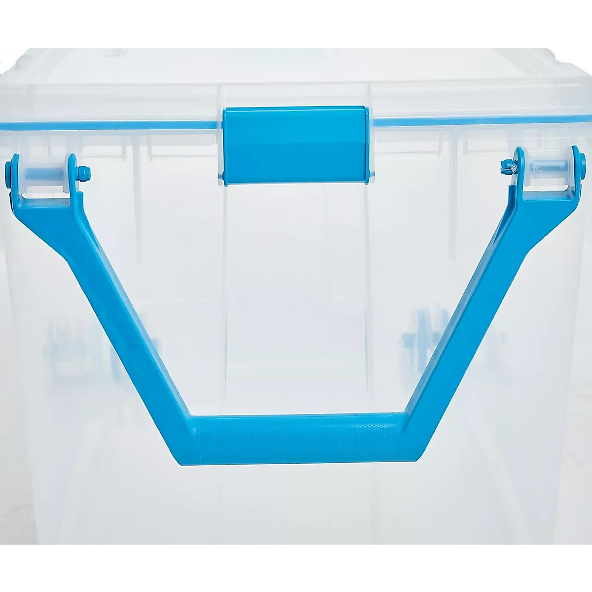 Plexon Wheeled Gasket Box, Latches Locking, Plastic, Blue, Ergonomic Handle, 120 qt, 16.75 in. H X 19.62 in. W X 30.25 in. D, Made in USA