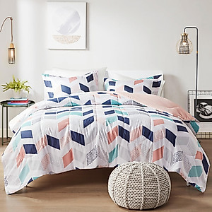 Comfort Spaces Kylar Cozy Comforter Set, Vibrant Chevron Ruching Design with Solid Reverse, All Season Down Alternative Bedding with Matching Sham, Twin/Twin XL (66 in x 90 in), Multi/Blush 2 Piece