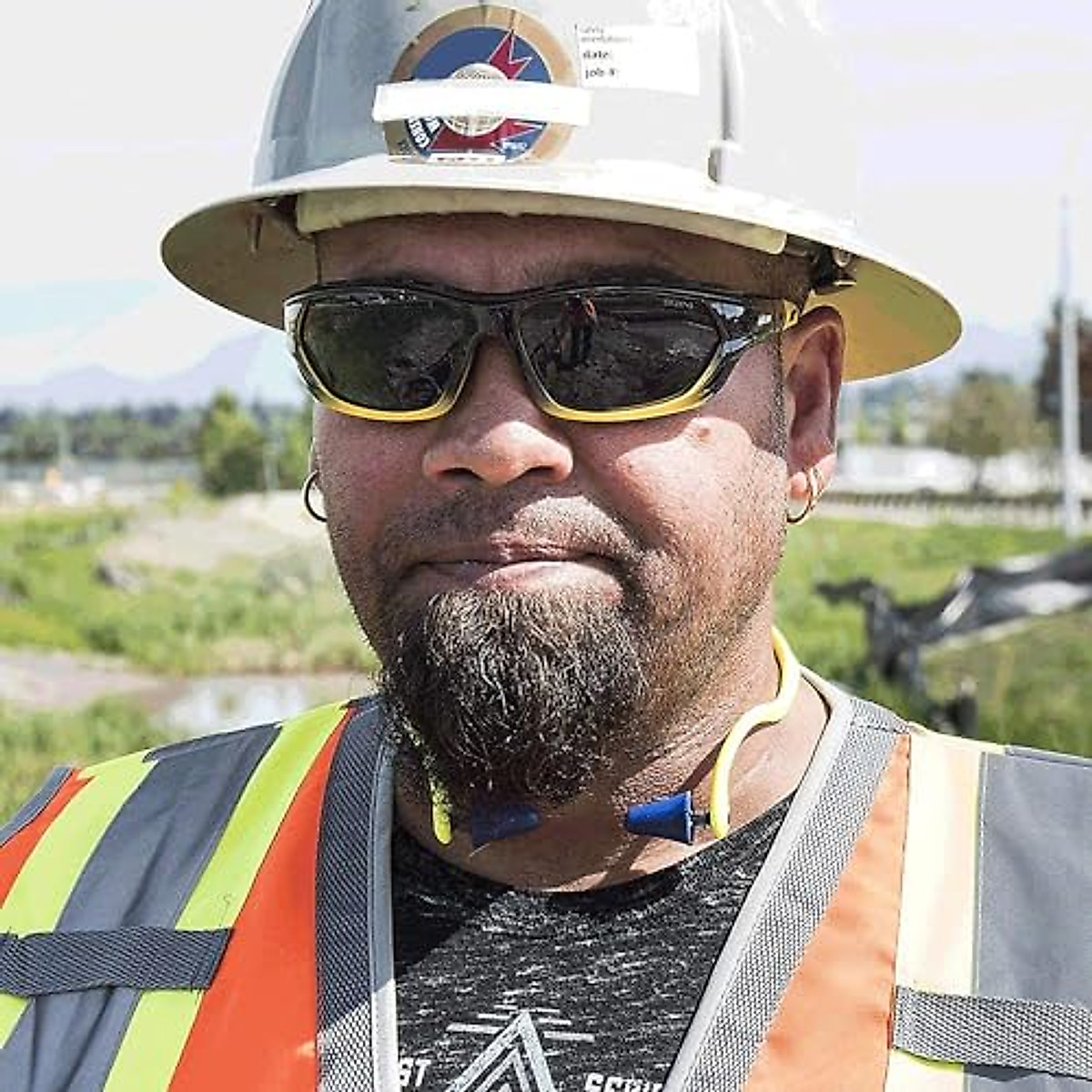 Sellstrom - 70001AZ Polycarbonate Sealed Safety Glasses/Protective Eyewear, Anti-Fog Coating, Detachable Soft Co-Molded Temples, U.S. Military Ballistic Rated, Yellow & Black with Smoke Tint, S70001