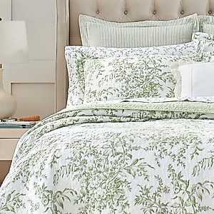 Laura Ashley - Queen Quilt Set, Reversible Cotton Bedding with Matching Shams, Lightweight Home Decor for All Seasons (Bedford Green/Off-White, Queen)
