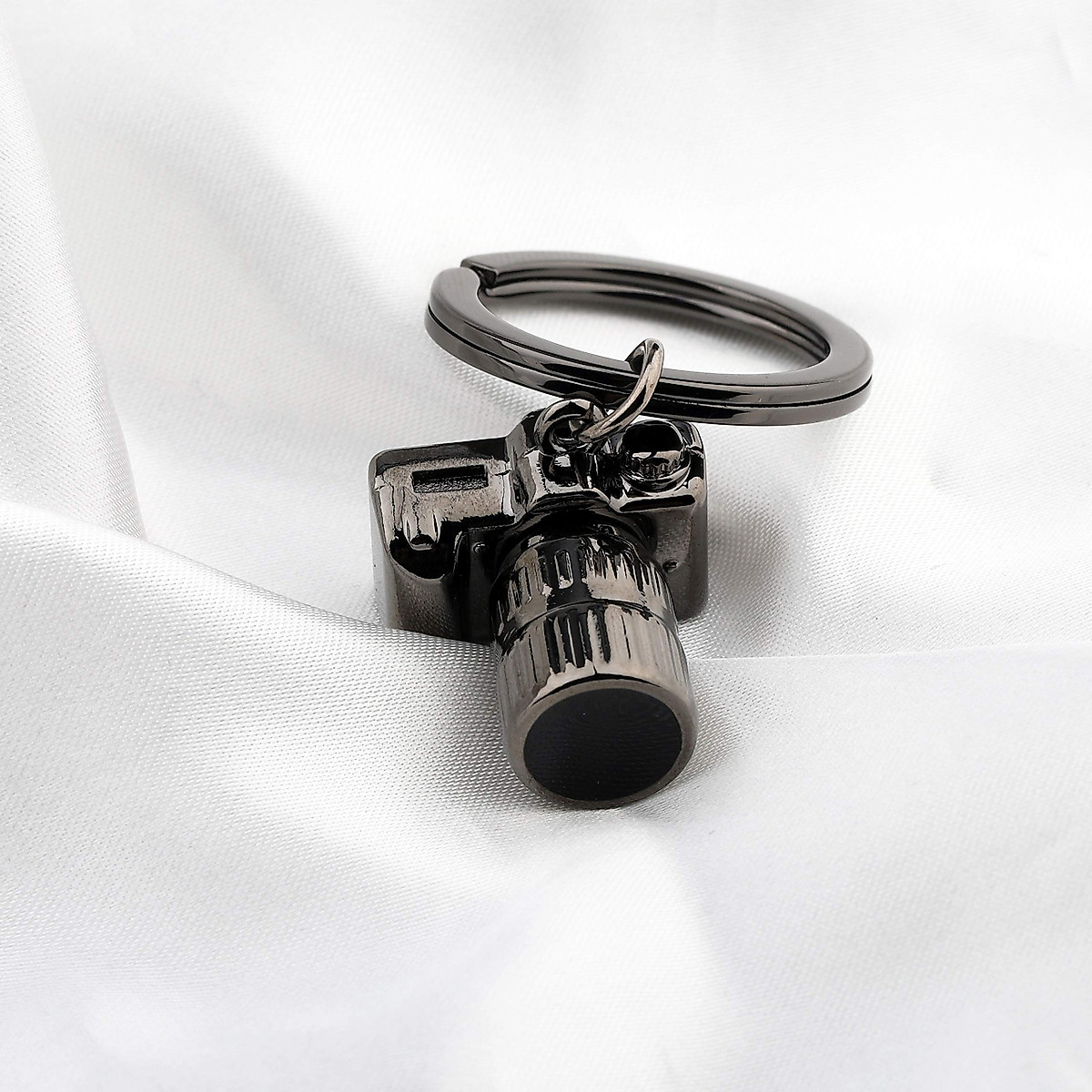 FUSTMW Photographer Gift Camera Keychain Photography Gift Black Camera Charm Jewelry Gifts For Photographer Lovers (Black)