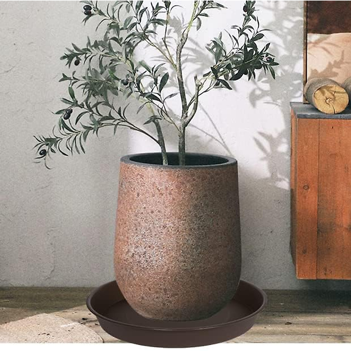 Angde 2 Pack of Plant Saucer 20 22 inch (19.5 Inch Base), Deep Heavy Duty Plastic Plant Saucers 20" Round, Flower Plant Trays for Indoors Outdoor, Plant Drip Tray for Planter 18-22" (Chocolate Brown)