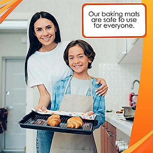 Beckon Ware | USA | Multi-Use Oven Safe Baking Mat & Splatter Screen for Frying Pan - 17.5 x 12 Inch