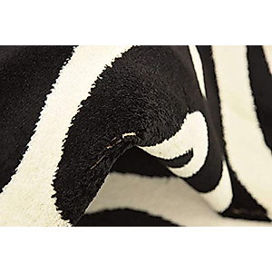 Unique Loom Wildlife Collection Animal Inspired with Zebra Design Area Rug, 6 x 9 ft, Black/Ivory