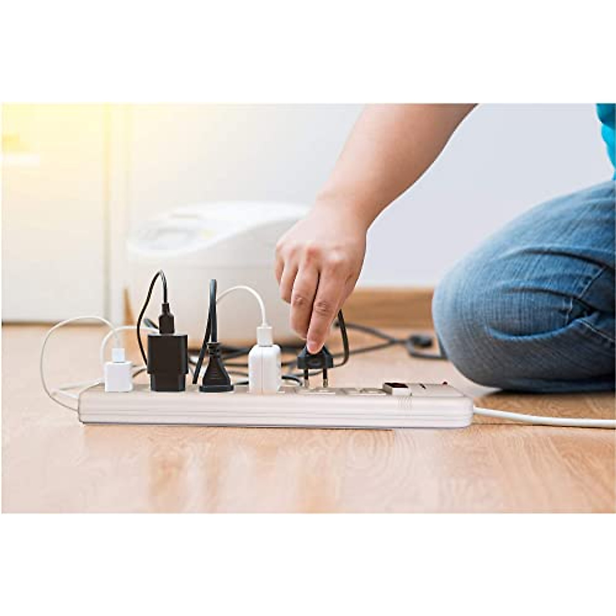 KRIEGER Universal Power Strip AC 220-240V Surge Protector With Heavy Duty German Schuko Plug For Computer, Printers, 6 Universal AC Outlets - Type E/F