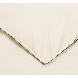 Amazon Basics Deluxe Microfiber 3 Piece Duvet Cover Set with pillow cases, 200x200cm, Beige, Solid