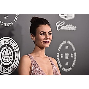 FC Carino Victoria Justice - 18X24 Poster FCA #FCA1269683