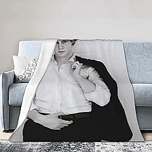 MEROHORO Evan Peters Blanket (3 Sizes), Warm, Lightweight & Cozy, Super Soft & Comfy Flannel Blanket, Fleece Blanket, Microfiber Anti-Pilling Plush Blanket for Couch, Bed, Sofa, 50"x40"