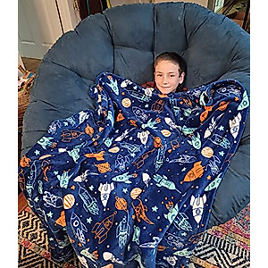 Décor&More Out of This World Plush Fleece Throw Blanket (50 inches x 60 inches ) - Space Adventure
