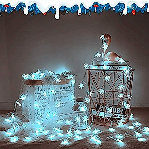 KAILEDI Christmas Lights, 19.6 ft 40 LED Snowflake String Lights Battery Operated, 2 Modes Waterproof Fairy Lights for Xmas Party Garden Patio Bedroom Decor Indoor Outdoor