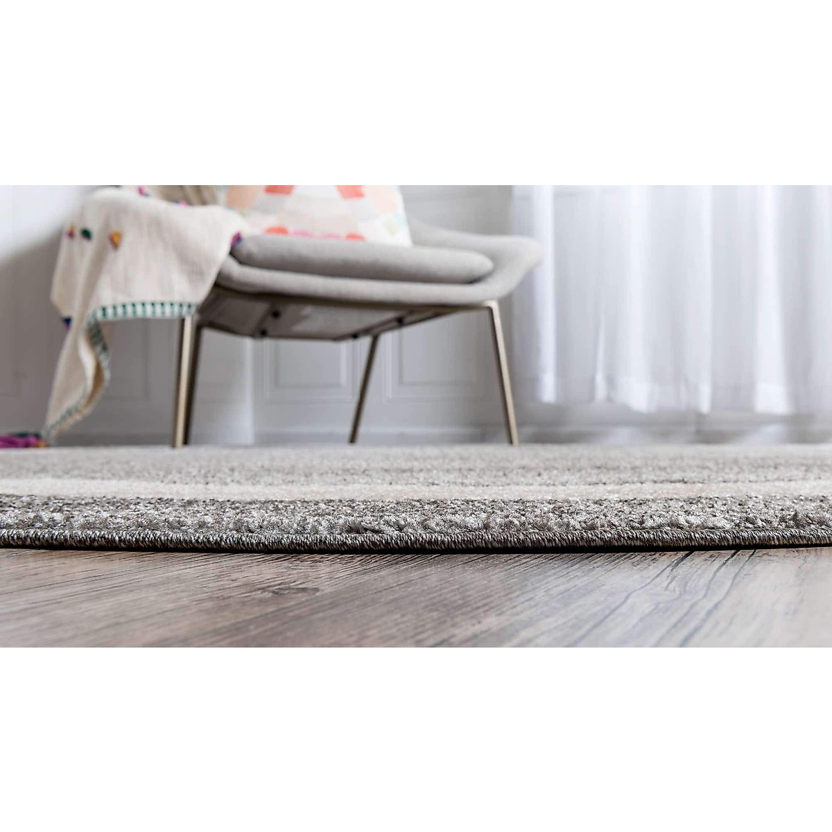 Unique Loom Del Mar Collection Area Rug - Maria (6' 1" Round, Gray/ Ivory)