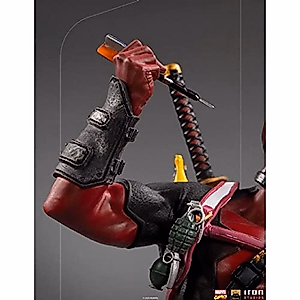 Marvel Iron: Deadpool 1/10 Scale | Marvel Comics |