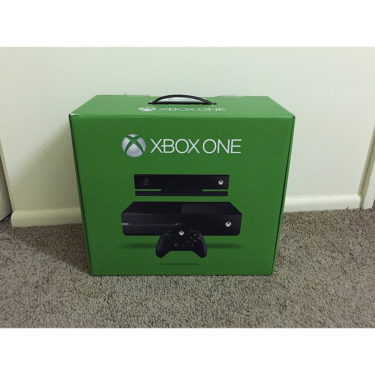 Xbox One with Kinect: Assassin's Creed Unity Bundle, 500GB Hard Drive