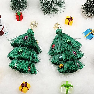 Christmas Earrings for Women Lightweight Christmas Tree Tassel Beaded Earrings Bohemian Dangle Drop Green Earrings, Handmade Bead Xmas Tree Earring for Women Gift