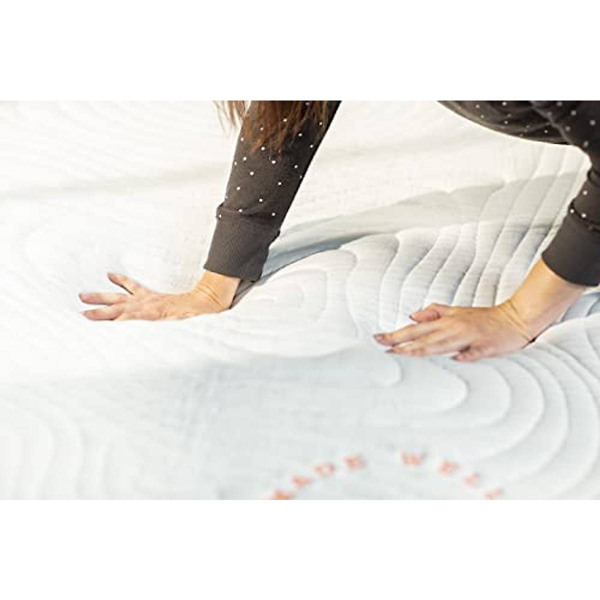 Nest & Wild Mattress Plush 12 Inch | Made in The USA | 100% Fiberglass-Free Cool Touch Cover | Ventilated Memory Foam | Bed in a Box | CertiPUR-US & OEKO-TEX100 Certified Foams (King)