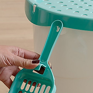 IRIS USA Oval Top Entry Cat Litter Box with Scoop, Kitty Litter Tray with Litter Catching Lid Less Tracking Dog Proof and Privacy Large, White/Seafoam