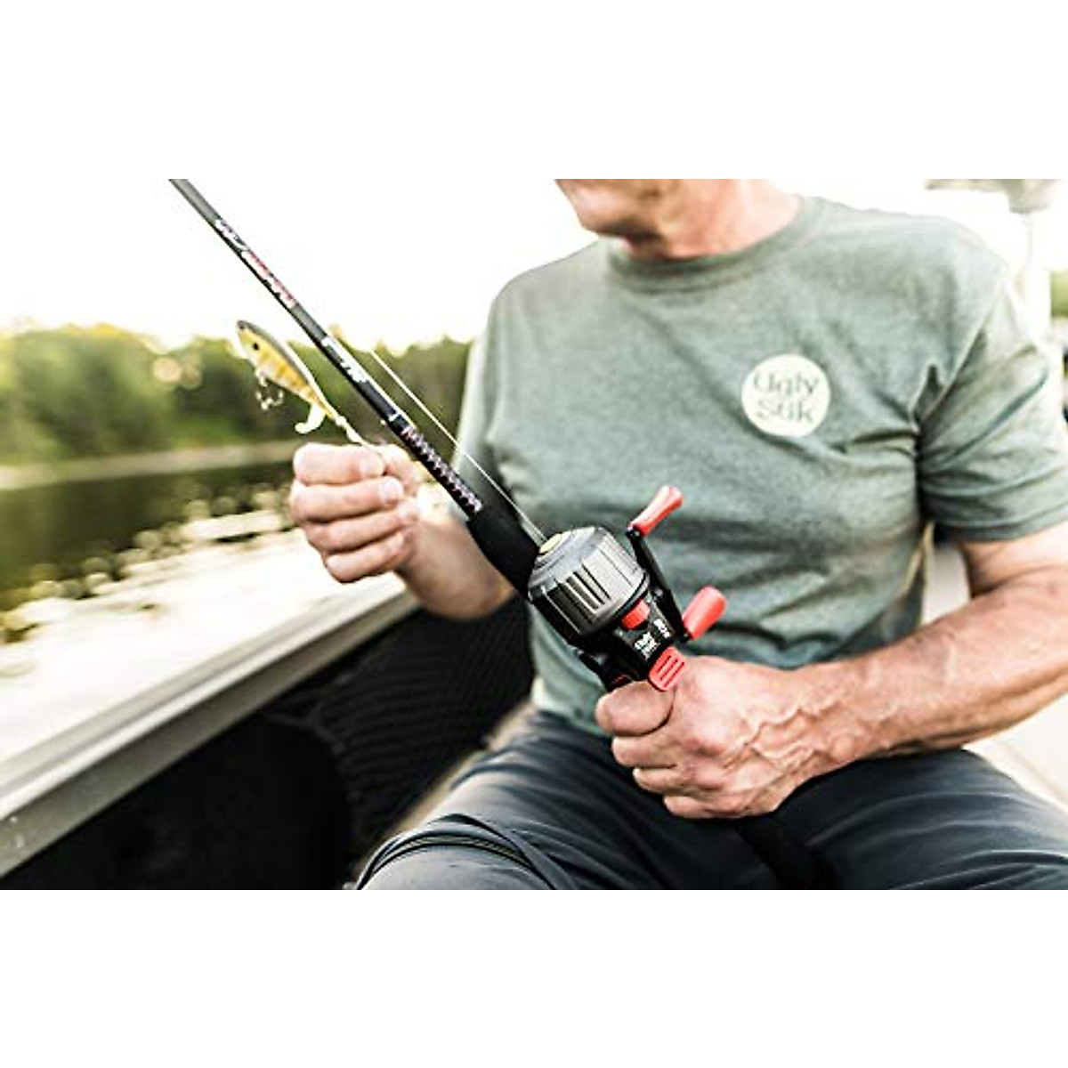 Ugly Stik Ugly Tuff Spincast Spincast Reel, Size 20, 3 Stainless Steel Ball Bearing System, Teflon Twin Cam Drag, Max of 14lb | 6.4kg, Black