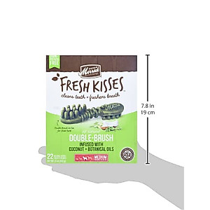 Merrick Fresh Kisses Medium Oral Care Dental Dog Treats for Dogs 25-50 Lbs