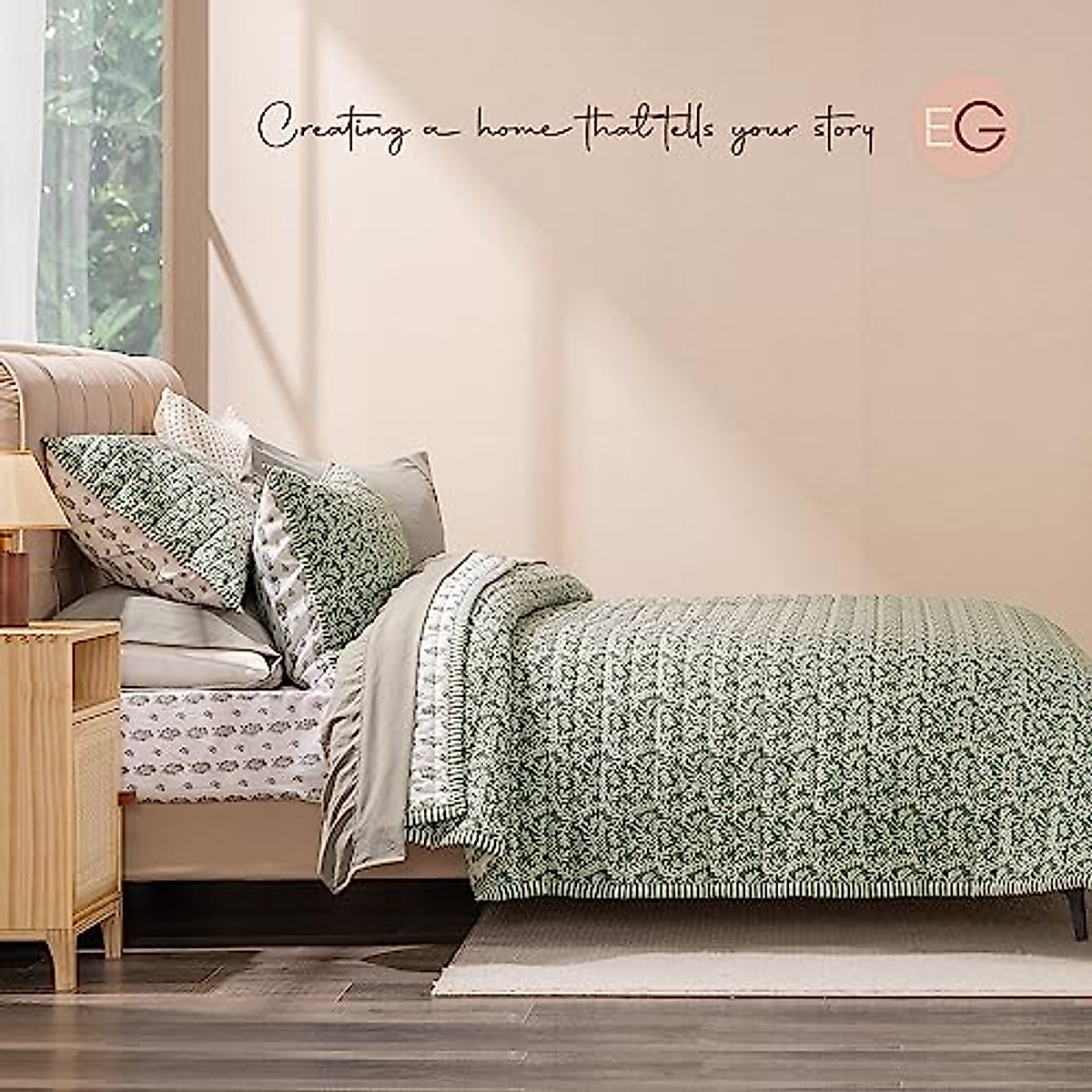 EVERGRACE Floral Printed Quilt Comforter Set Queen Size, 3 Pieces (1 Reversible Quilt Bedding Set, 2 Pillow Shams), Microfiber Lightweight Coverlet Bedspread for All Seasons, Sage Green, 92"x96"