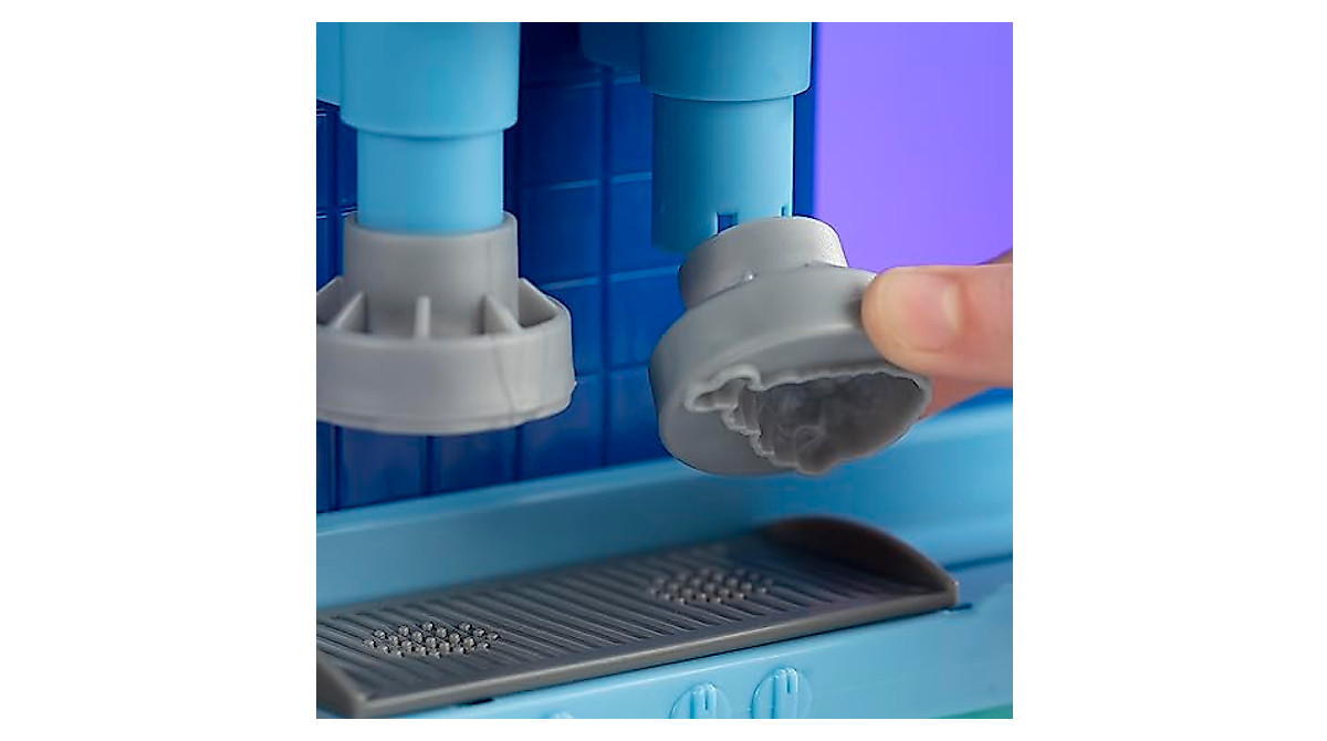 Play-Doh Busy Chef's Restaurant Playset - Fun Kitchen Toy