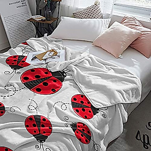 FortuneHouse8 Ladybug Blanket Flannel Fleece Blanket Christmas Red Ladybug Throw Blanket Super Soft Warm Cozy Bed Couch or Car Throw Blanket Ladybug Gifts for Women All Reason 60x80inch