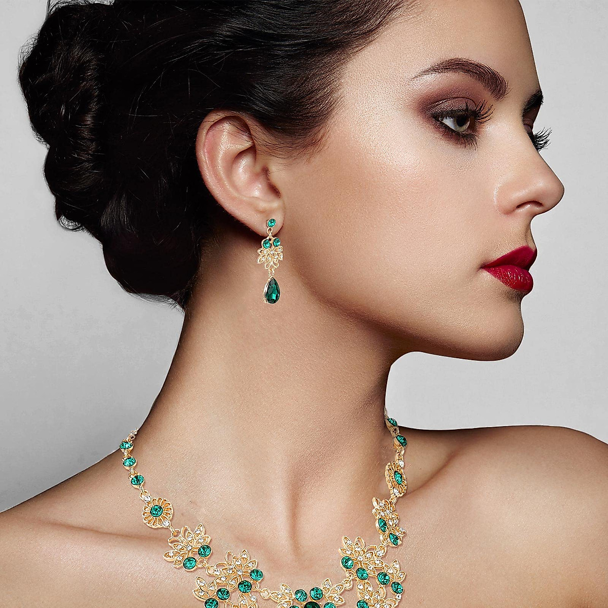 Sureio Baroque Bridal Jewelry Set 3 Pieces Tiara Earrings Necklace Bridal Jewelry Set Wedding Rhinestone Crystal Tiara Crown Headband Princess Baroque Crown for Bride Women(Blue)