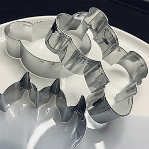 LUBTOSMN Bear Cookie Cutter-3.5 Inch-Diswasher Safe-Biscui Cookie Cutter Fondant Mold for Baking