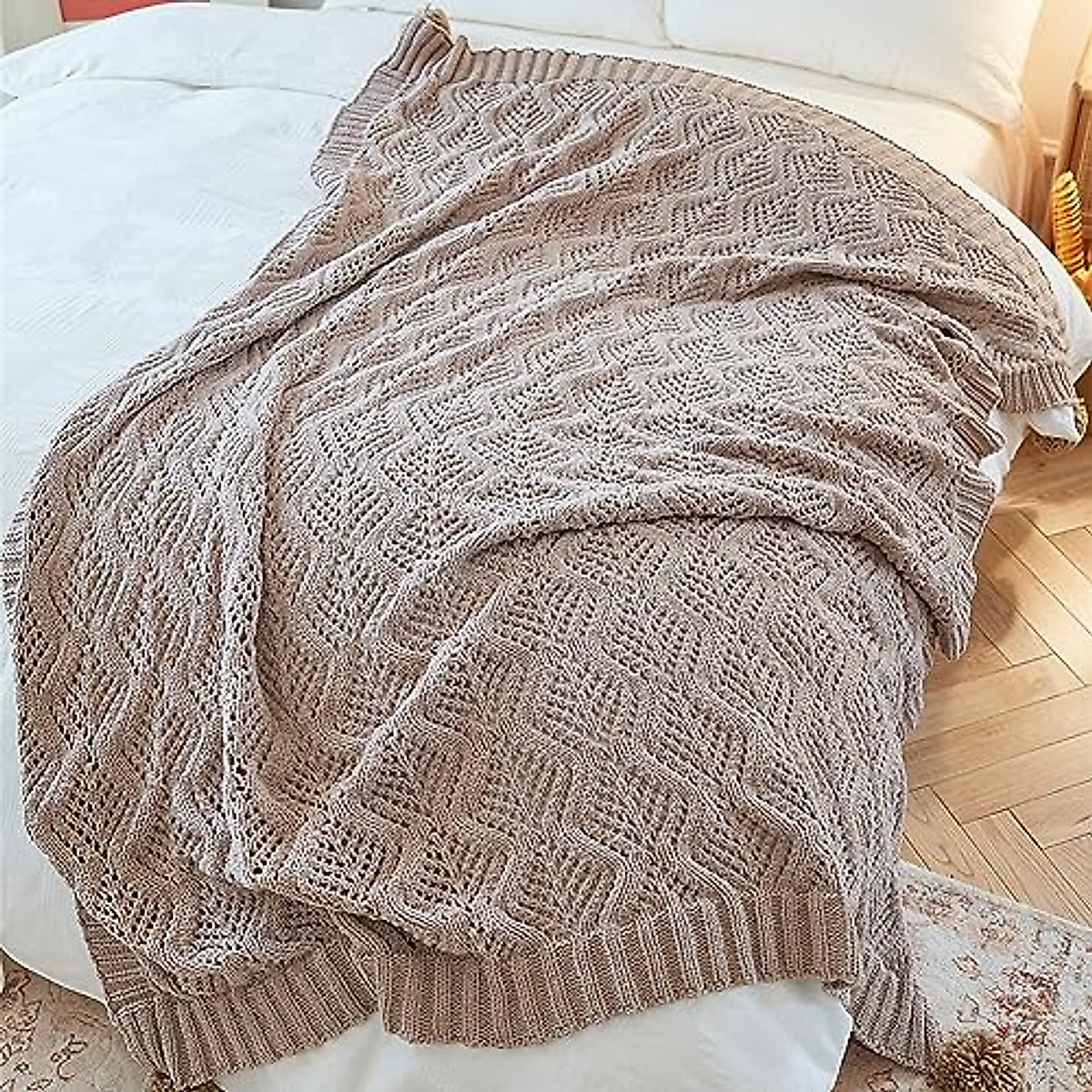Naiveferry Knitted Throw Blanket with Tassel Brown, Super Soft Cozy Lightweight Fluffy Blanket Warm Woven Decorative Blankets for Women Men Bed Sofa Chair Couch Cover