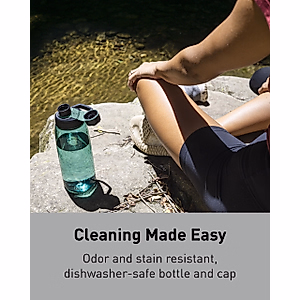 CamelBak Chute Mag BPA Free Water Bottle with Tritan Renew - Magnetic Cap Stows While Drinking, 25oz, True Blue