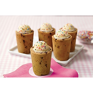 Wilton Cookie Shot Glass, 6-Cavity - Bake Perfect Sweet Shooters with this 6-Cup Cookie Shot Glass Pan, Non-Stick Round Pan Made of Steel