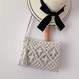 QTKJ Women's Summer Beach Straw Crochet Clutch Bag Shoulder Bag Crossbody Bag Woven Envelope Tassel Bag with Zipper (White)
