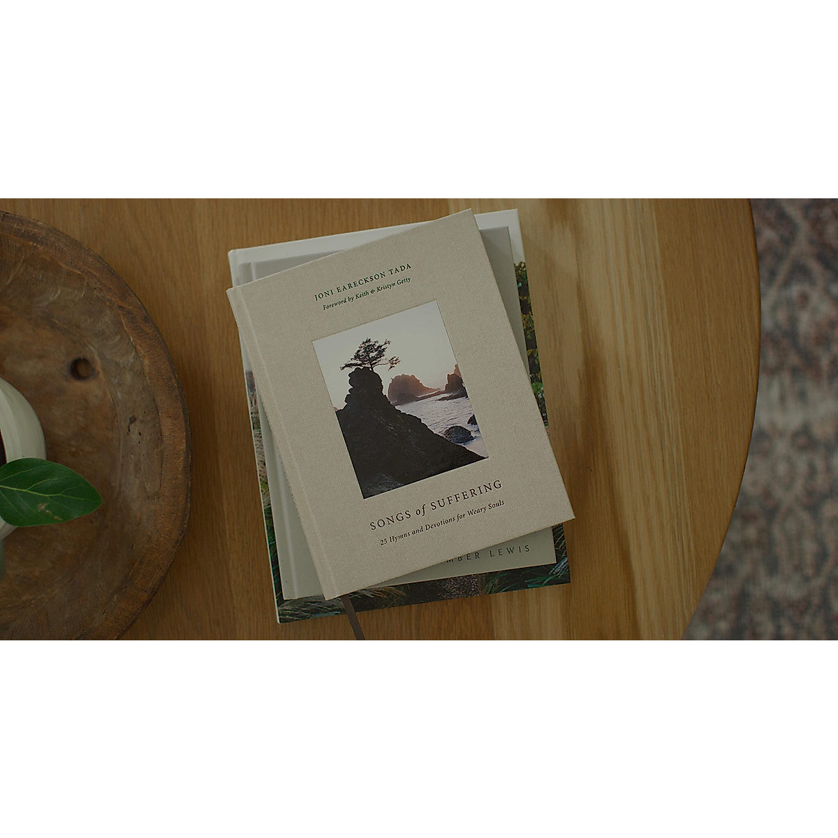 Songs of Suffering: 25 Hymns and Devotions for Weary Souls