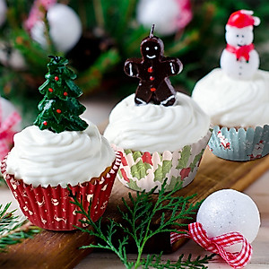 600 Pieces Christmas Cupcake Wrappers, Candy Santa Claus Cupcake Liners, Snowman Cupcake Cups, Xmas Colorful Paper Baking Cups for Cake Candy Make Baking Supplies, 6 Styles(Classic Styles)