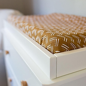 Lulujo Muslin Change Pad Cover - Fitted Changing Pad Cover for Boys and Girls -32"x17", 1 Pack (Mudcloth)