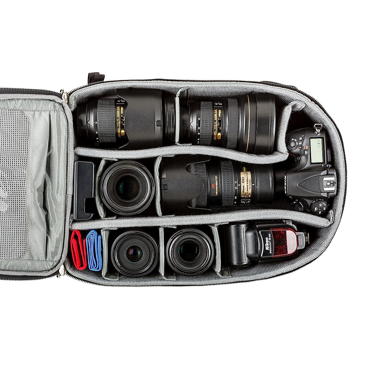 Think Tank Airport Essentials Backpack for Standard DSLR System, 300mm f/2.8/iPad/13 Laptop, Small