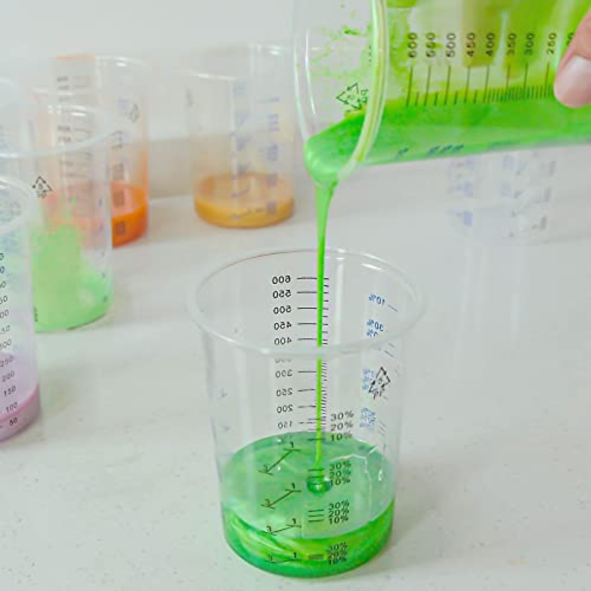 FEXIA 50-Pcs Resin Mixing Cups 600ml (20oz) Disposable Measuring Cups Plastic Measuring Cups for Art Epoxy Resin Supplies Kits Complete Set Molds Liquid Silicone Mica Powder Cooking Baking