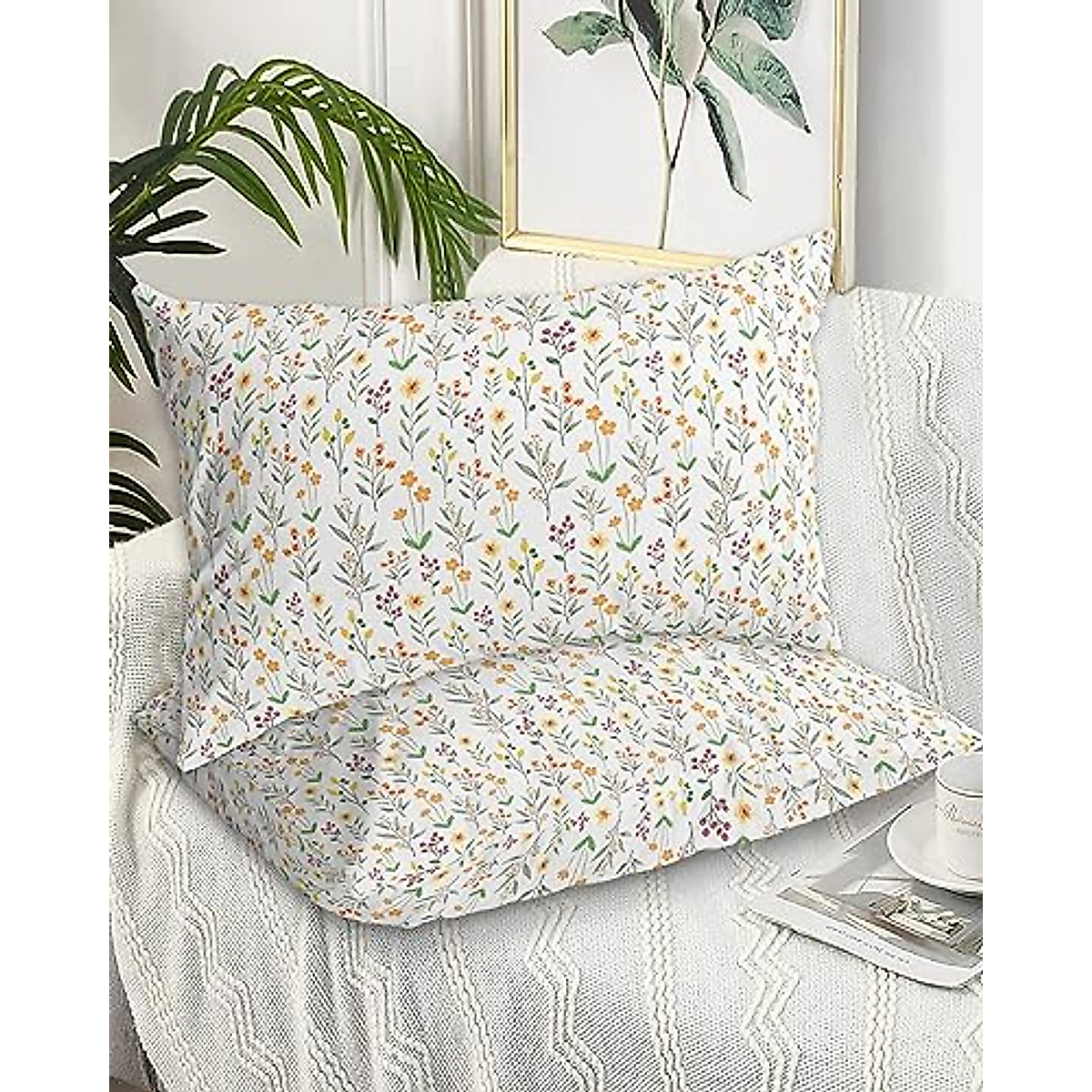 Flower Leaves Pillow Covers Standard Size Set of 2 Bed Pillow, Country Fall Winter Wild Floral Plant Herb Plush Soft Comfort for Hair/ Skin Cooling Pillowcases with Envelop Closure 20x26 Inches
