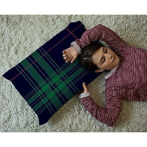 RYANZA Set of 2 Throw Pillow Covers, 20x26 Inches Standard Home Decor Pillowcase Cushion Cases Decorative Pillow Cases for Accent Couch Sofa Bedroom, Plaid Christmas New Year Tartan Check Holiday