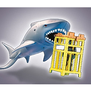 Mattel Matchbox Mega Rig Shark Adventure