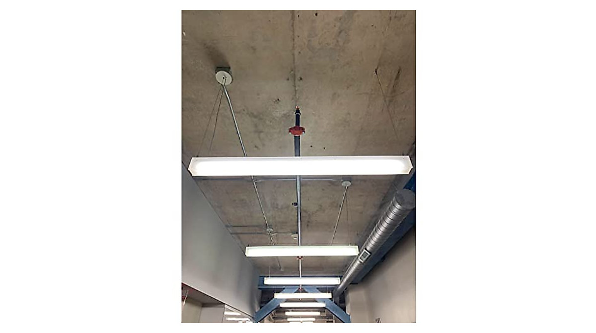 WareLight 4' LED Beam - Dimmable & CCT Selectable