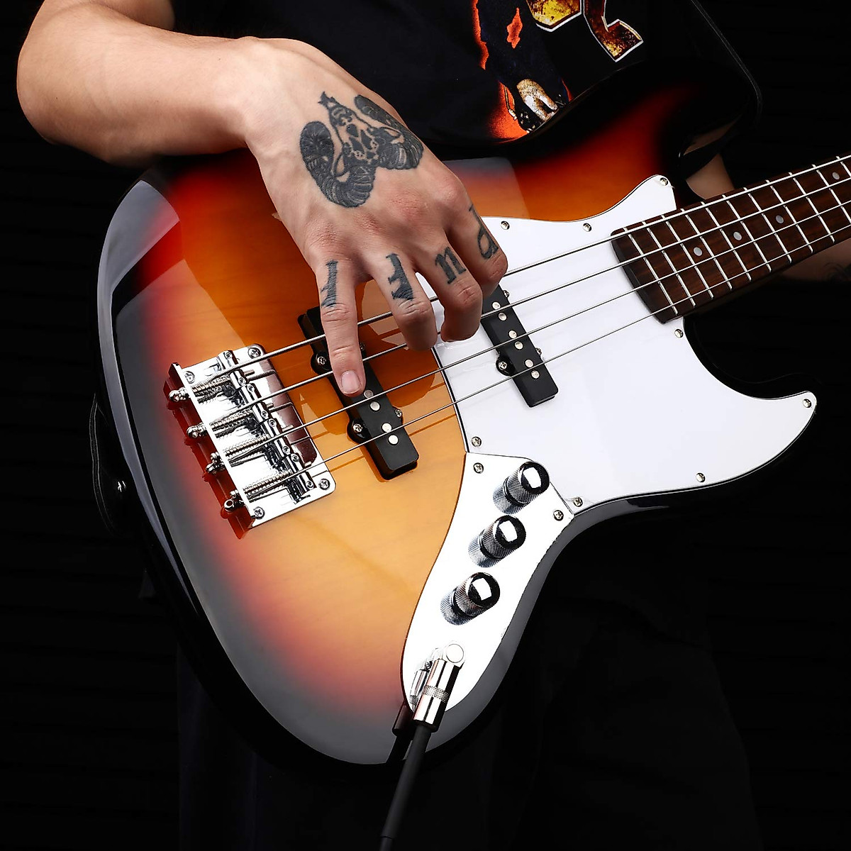 Donner 15 ft TRS Cable, Balanced Stereo Audio Patch Cable - Sturdy No Hum 1/4” Male Right Angle to 1/4” TRS Male Straight Cord, Black