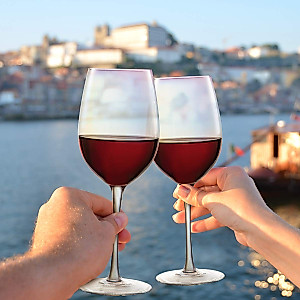 E-liu Handblown Wine Glasses, 17 Ounce Lead·Free Crystal Long Stemmed Glassware, All-Purpose Wine Glass for Red or White Wine, Birthday, Anniversary or Wedding Gifts, Set of 4, Iridescent