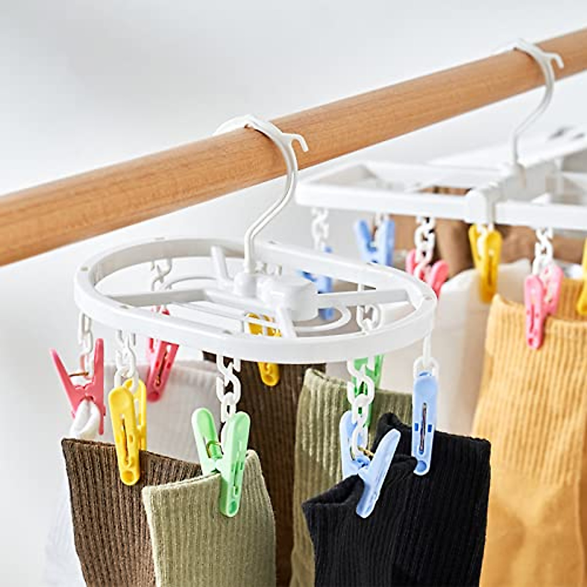 Clips Drip Hanger, Oval Shape Clips Drip Hanger Moisture-Proof Plastic Rotating Hooks Underwear Drying Rack Household Supplies Sock Drying Hanger