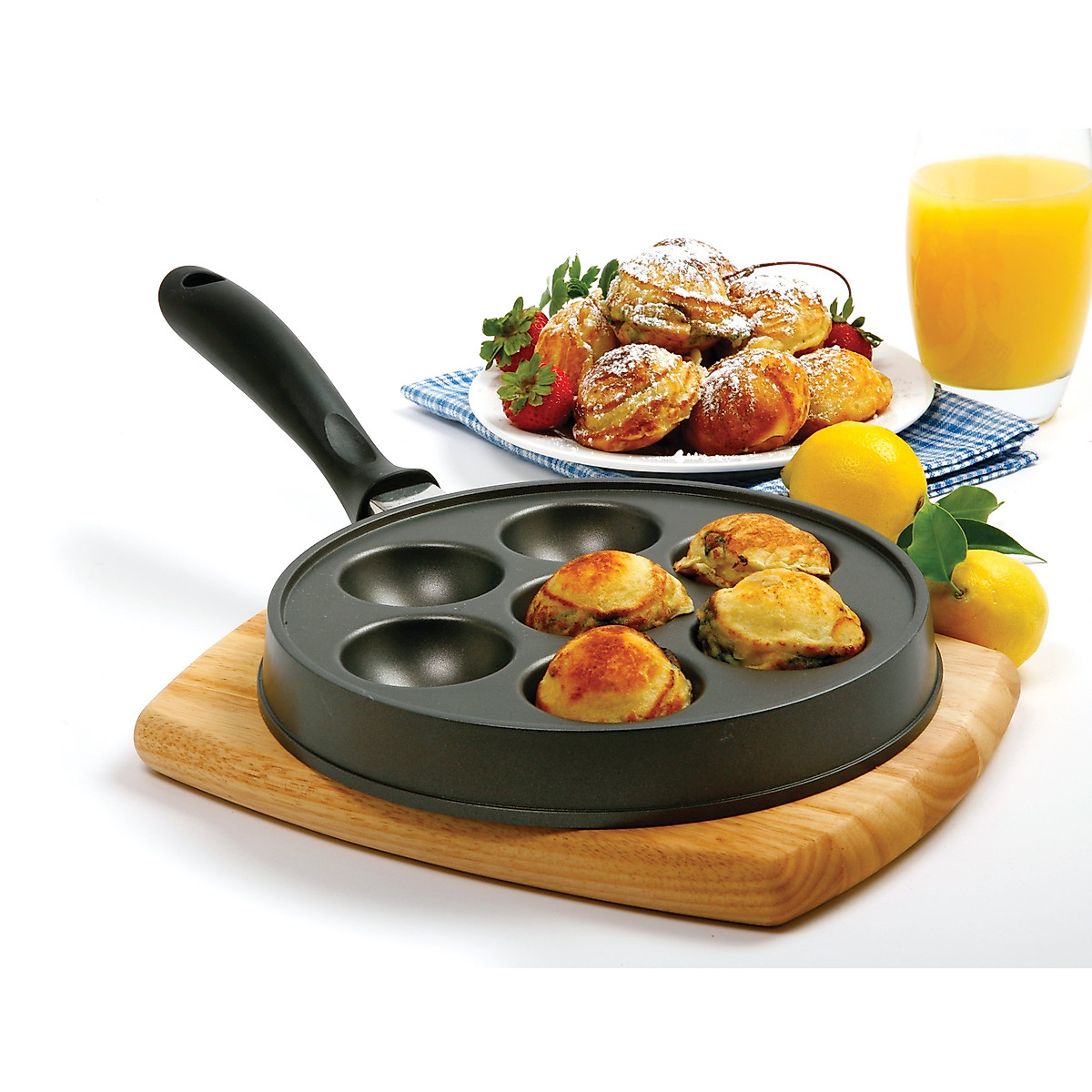 Norpro Nonstick Stuffed Pancake Pan, Munk/Aebleskiver/Ebelskiver 16.5″ x 9″ x 1.25″ Black