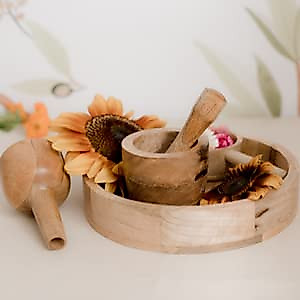 KOOKAROO Round Sensory Tray + 4 Wooden Sensory Bin Tools, Montessori Pouring Set, Waldorf Toys, Sensory Bins for Toddlers 3-4, Sand Tray, Montessori Tray, Sensory Trays, Wooden Scoop, Tactile Toys.