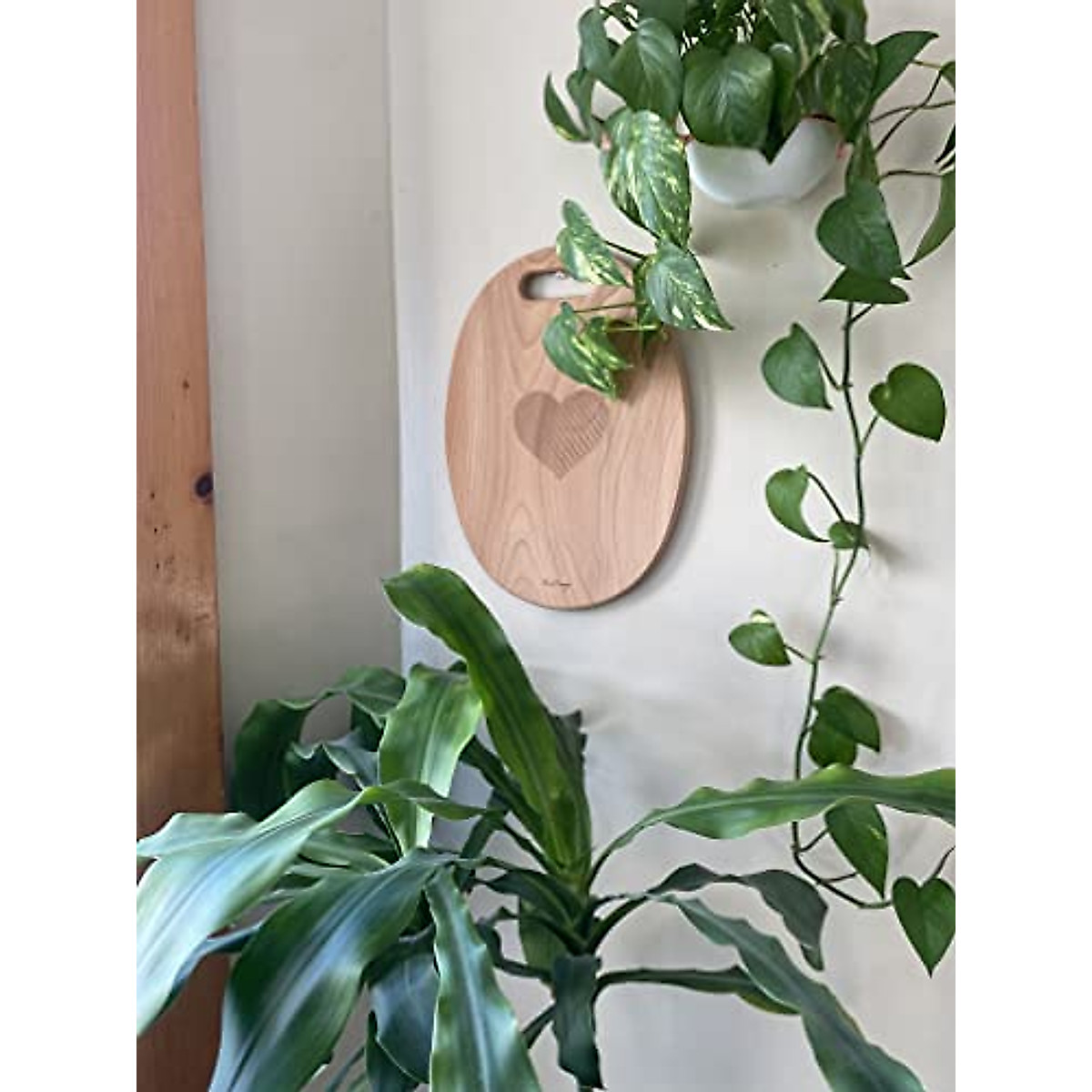 kaiDesign - Heart Design Wooden Cutting Board Coated In Mineral Oil, Quality Beech Wood Design for Housewarming Gifts, Mother's Day Present, Wedding Anniversary and Valentine's Day Gift