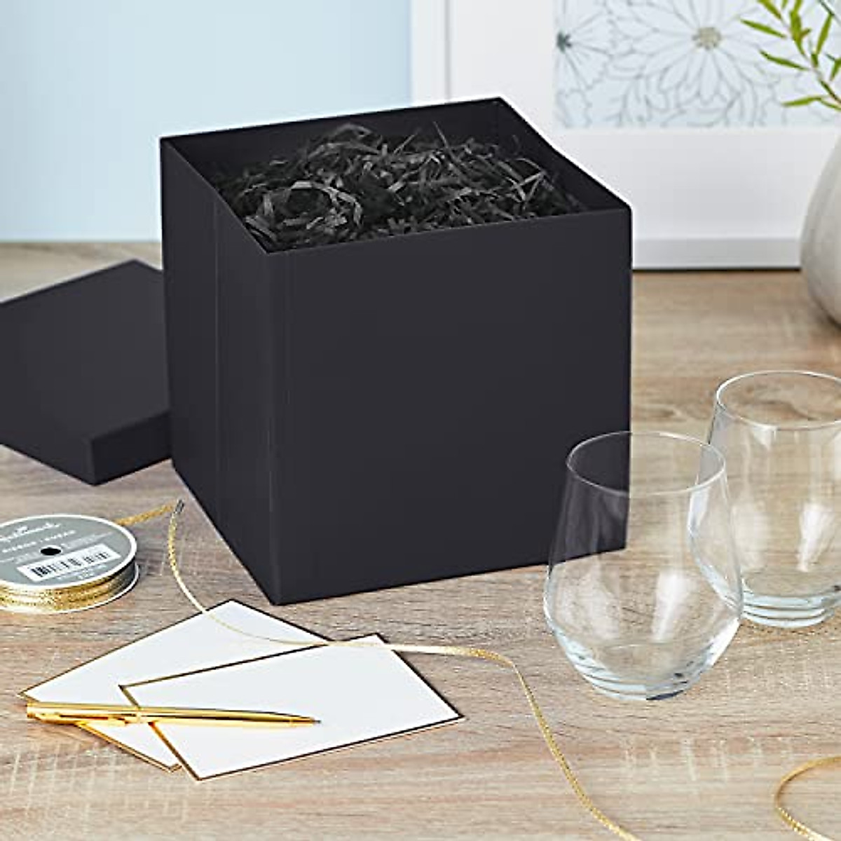 Hallmark 7" Large Box with Lid and Shredded Paper Fill (Black) for Weddings, Holidays, Graduations, Birthdays, Anniversaries