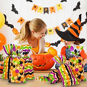 105 Pcs Cellophane Treat Bags, Halloween Themed Trick Polka Dot Stripes Goodie Candy Party Favor Gift Bags with 100 Twist Ties Halloween Decorations for Birthday Party Baby Shower Holiday Fall