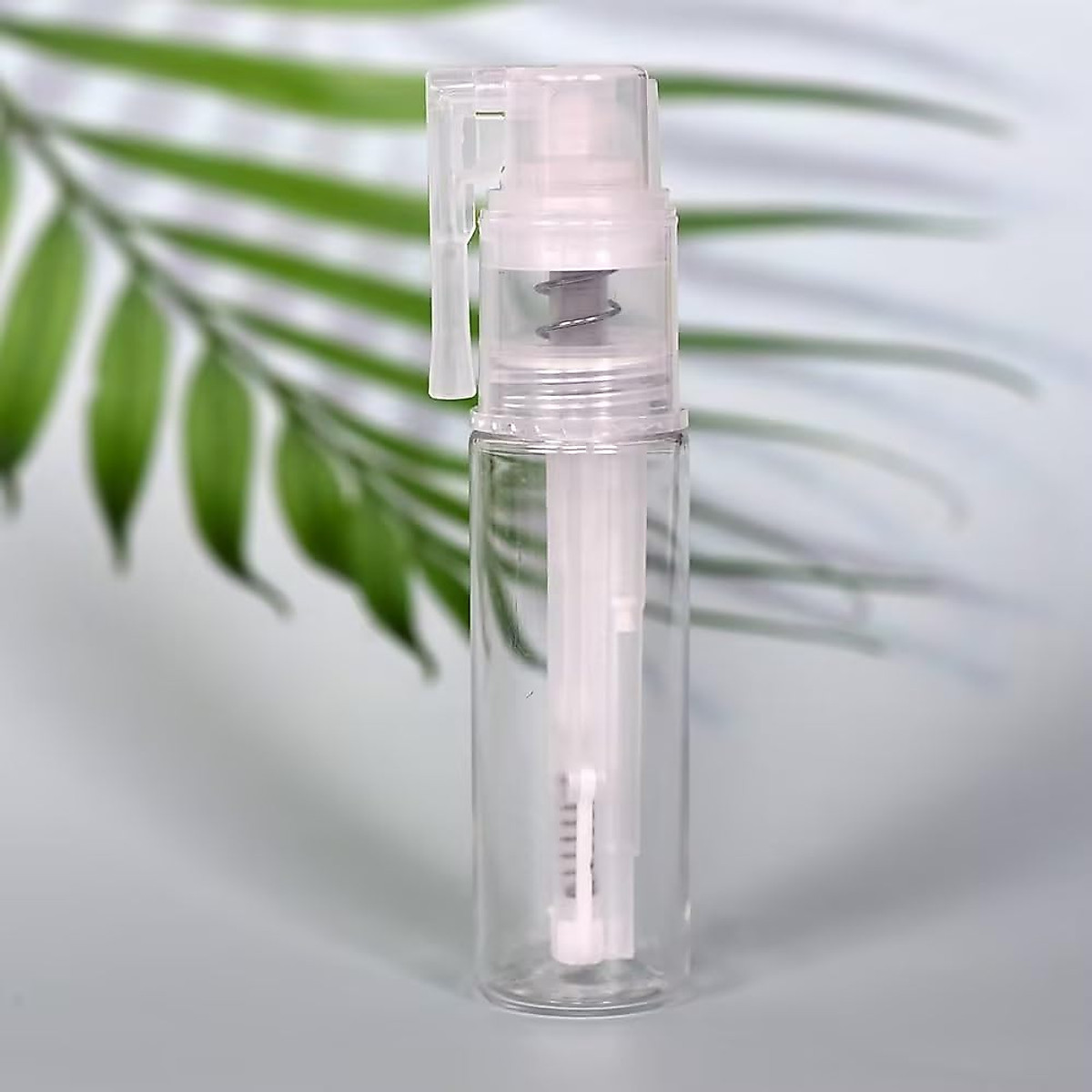 2 Pcs 35ml Portable Clear Plastic Powder Spray Bottle, Detachable Travel Spray Bottle Travel Sprayer Hairdressing Spray Bottle, Cosmetics Bottle Refillable Barber Powder Spray Bottle for Salon, Home