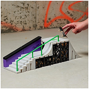 Tech Deck, Nyjah Skatepark X-Connect Park Creator, Massive Customizable Skatepark Ramp Set with Exclusive Fingerboard, Kids Toy for Ages 6 and up